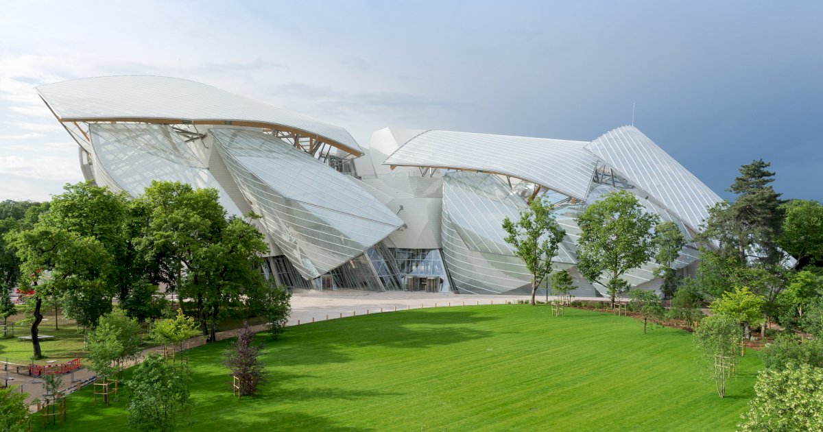 Frank Gehry: Celebrating Deconstructivism • Art de Vivre
